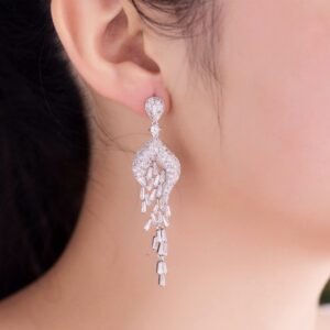 Wedding Bridal Bridesmaid Chandelier Cubic Zirconia Stud Earrings for Women, Crystal Tassel Long Chandelier Wedding Stud Earrings for Prom or Pageant