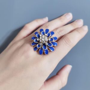 Vintage CZ Daisy Flower Promise Ring for Women Gold Plated Cubic Zirconia Enamel Leaf Cluster Expandable Adjustable Exaggerated Open Band Finger Rings Comfort Fit Party Wedding Jewelry Gift