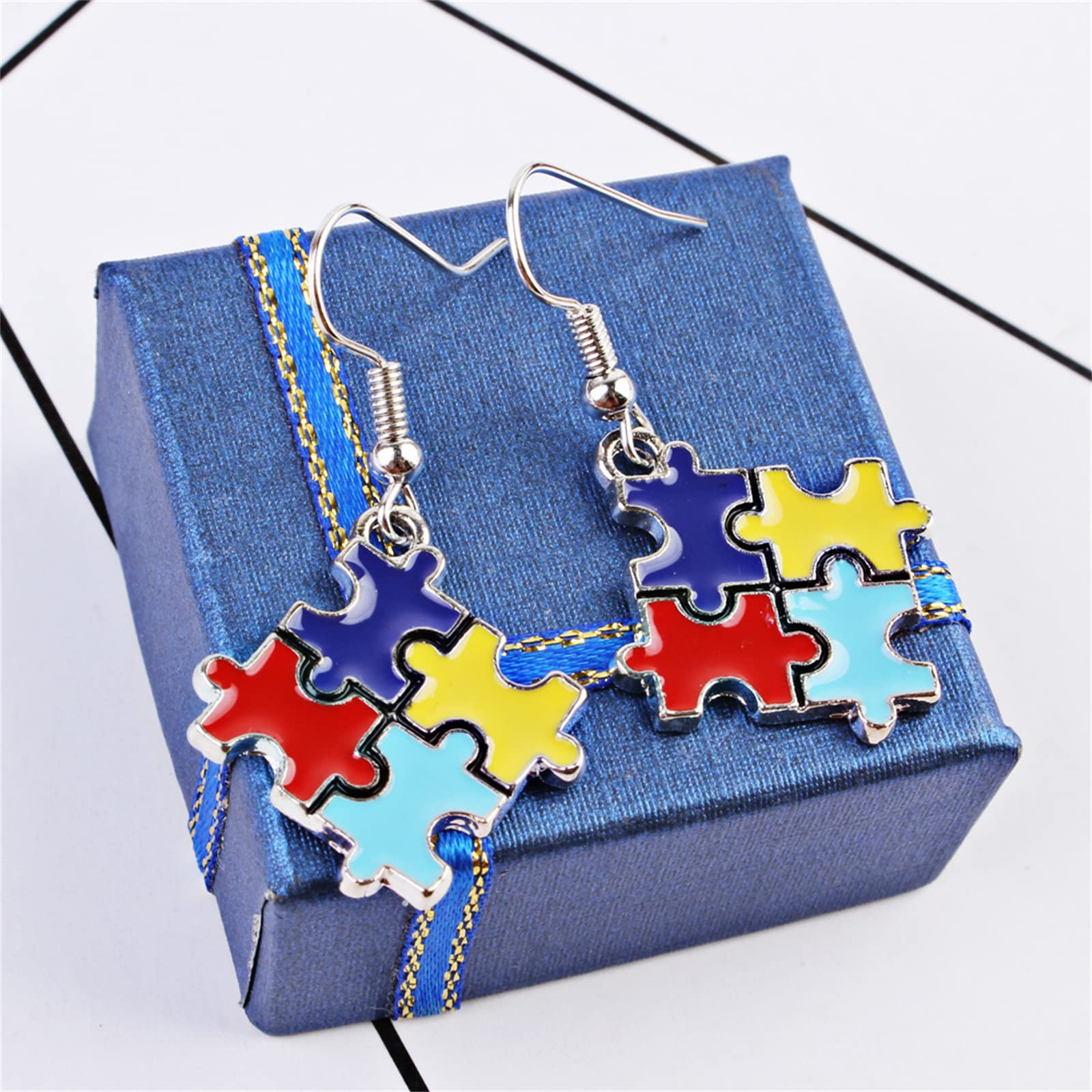 Dreuyet 8 Pairs Autism Awareness Earring Set for Women Creative Multi Color Awareness Jigsaw Autism Puzzle Geometric Earrings Jewelry (8 Pairs Autism Puzzle)