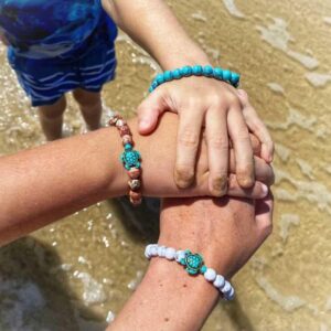 Fahlo Sea Turtle Tracking Bracelet, Elastic, Supports The Sea Turtle Conservancy, one Size fits Most for Men and Women (Crystal Blue)