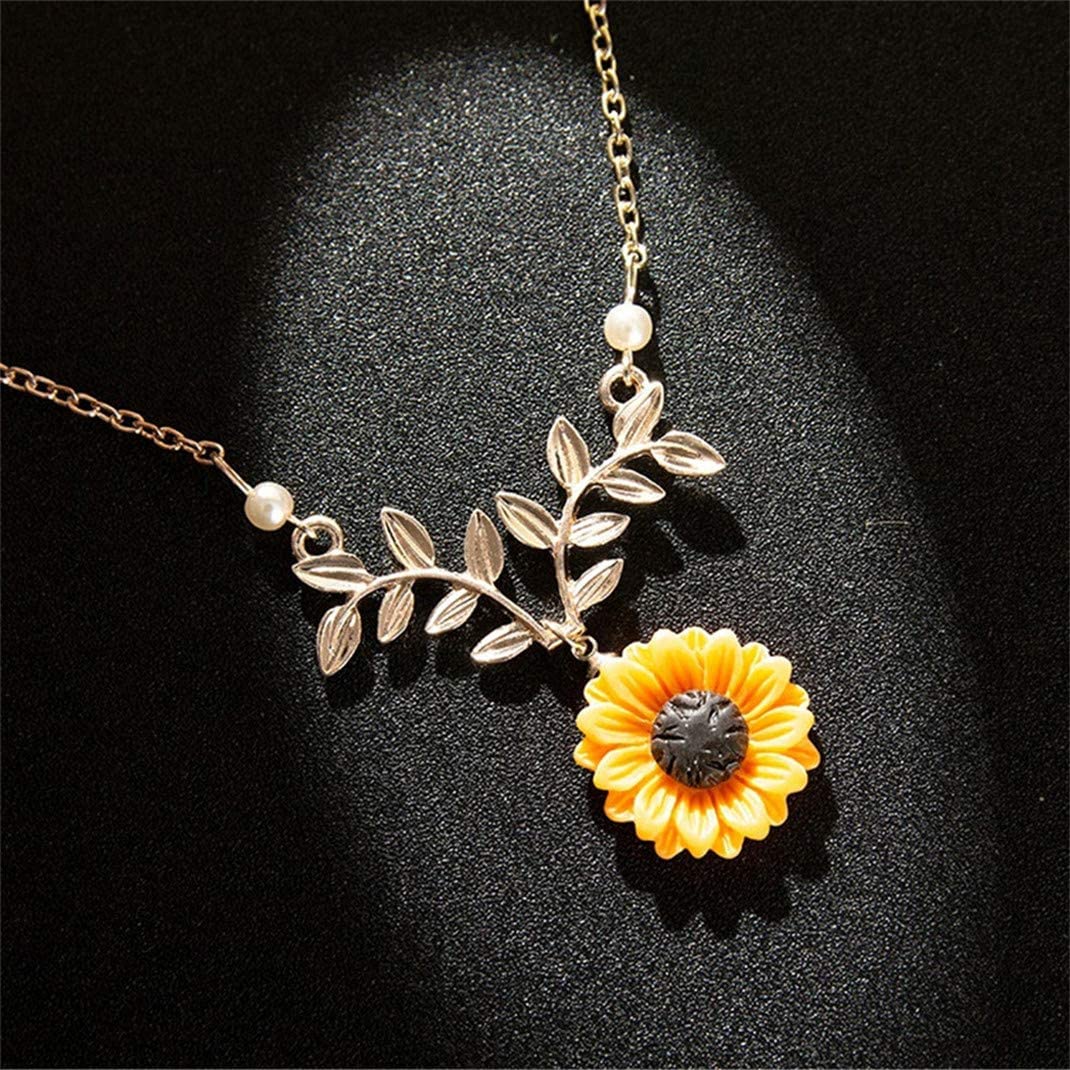 Sweet Sunflower Faux Pearl Leaf Pendant Necklace Resin Daisy Flower Clavicular Chain Fashion Jewelry for Women,Golden Nice Processed