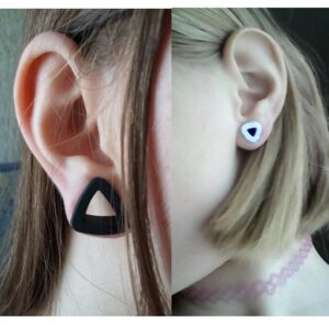 Black and White Triangle Silicone Flexible Double Flared Geometric Ear Tunnels and Plugs Punk Style Hollow Ear Piercing Gauge Expander Stretching Tunnels Comfortable Soft Sleeper Ear Plugs 2 Pairs