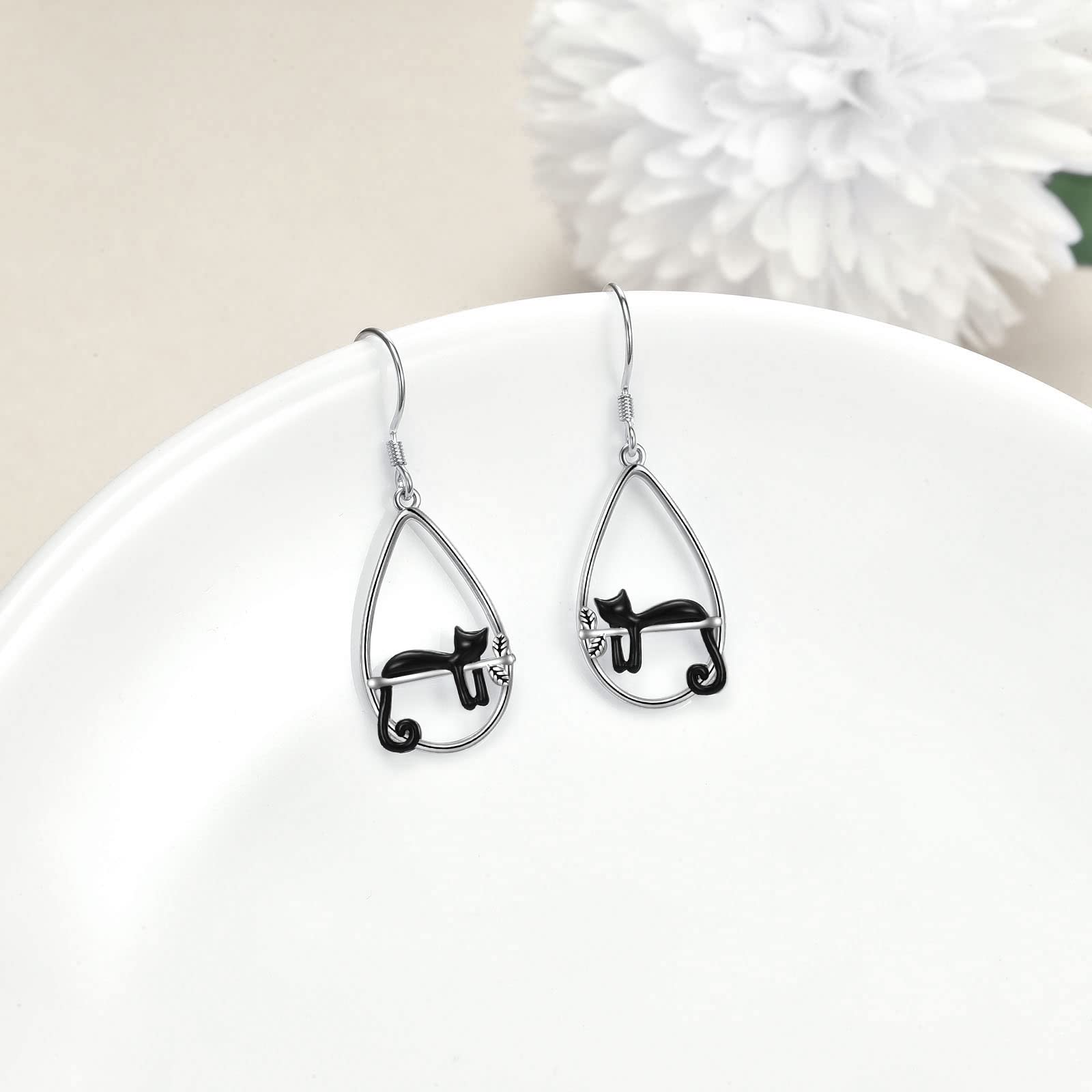 YFN Black Cat Earrings Sterling Silver Black Cat Dangle Drop Earrings Jewelry Cat Gifts for Women