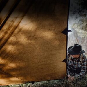 Bushcraftspain Waterproof Oilskin Tarp 8’ x 4’8’’- Brown Waxed Cotton Canvas Shelter for Survival, Bushcraft and Camping - Lightweight - Made in Spain