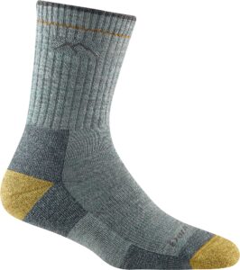 darn tough women's hiker micro crew midweight with cushion sock (style 1903) - sage, small