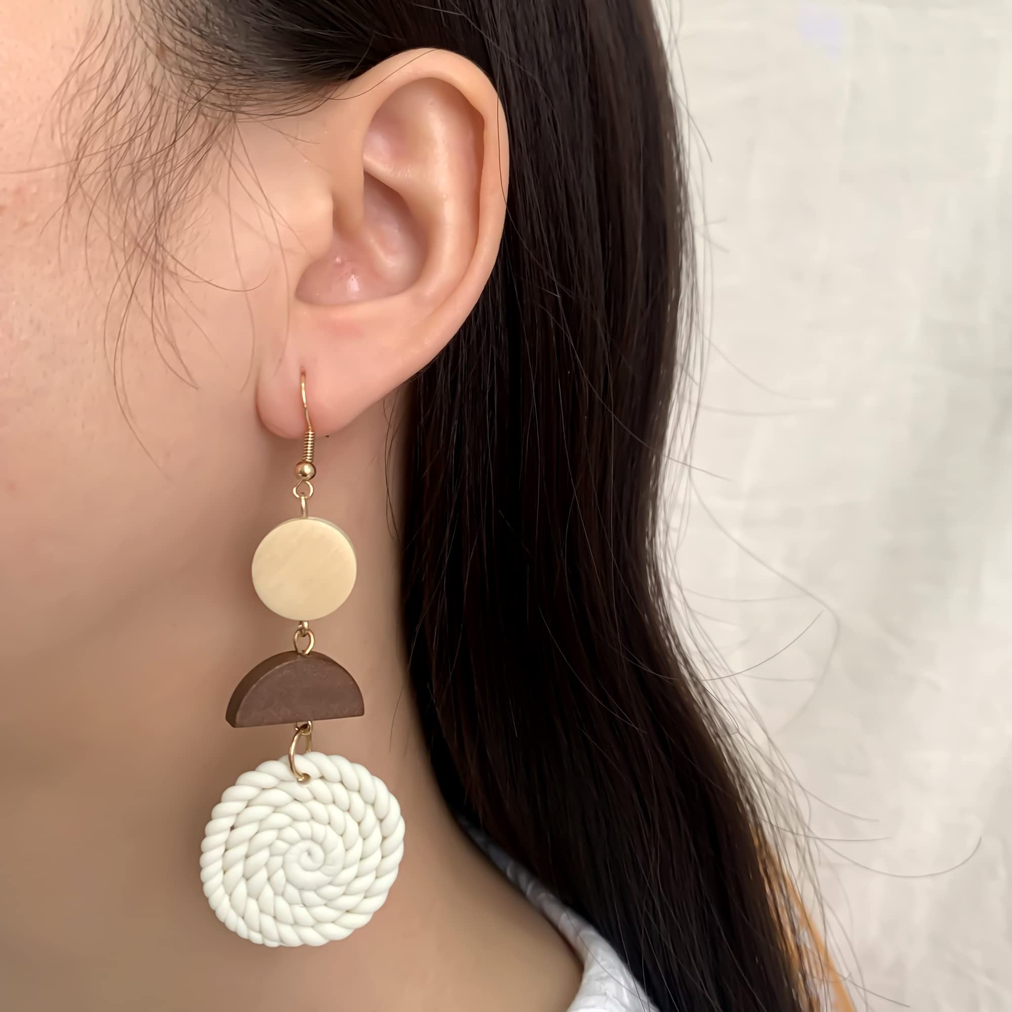 Harlermoon Polymer Clay Rattan Flower Earring Handmade Woven Statement Boho Lightweight Drop Dangle Earrings Jewelry for Women (White 1)