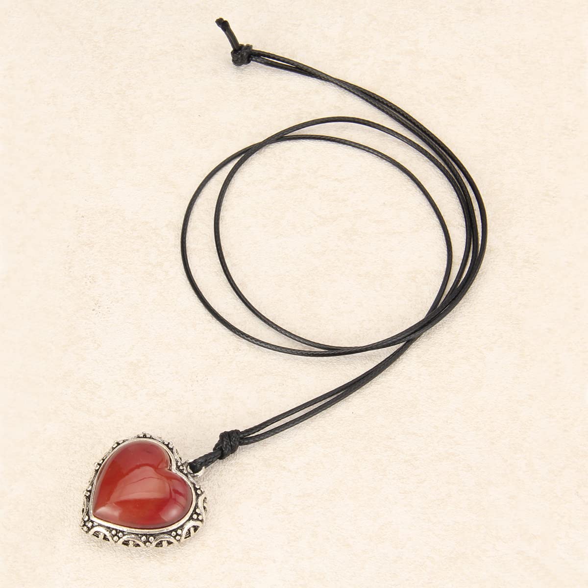 GelConnie Leather Pendants for Women Red Heart Necklace Alloy Agate Pendant Necklace Ethnic Brown Leather Necklace Choker Chunky Pendant Necklaces