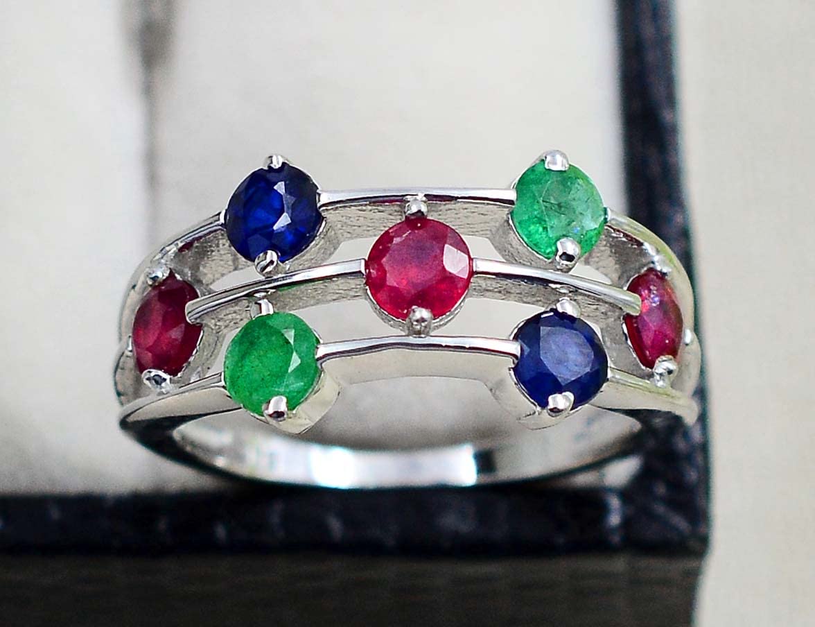 Natural Ruby Emerald Sapphire Mix Gemstone 4 MM Round Cut 925 Sterling Silver Cluster Unisex Proposal Ring For Christmas Gift (Rhodium Plated Silver, 11)