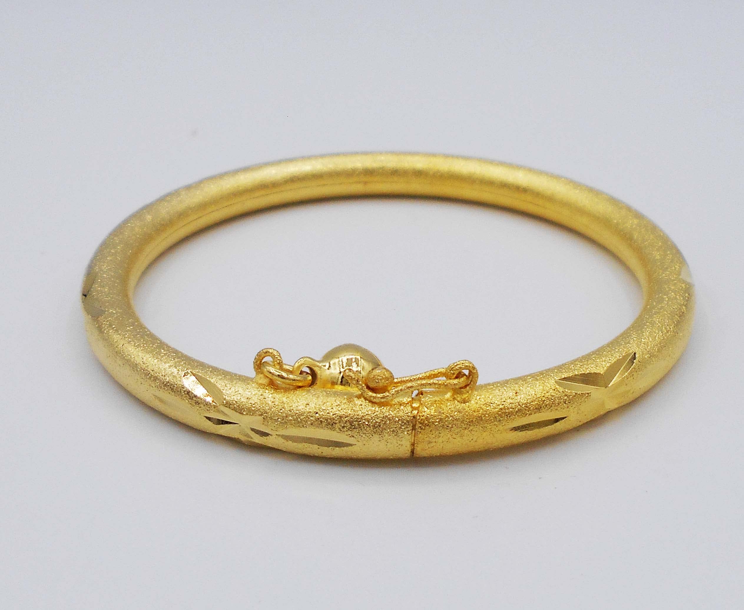 Arrawana77 Bangle Gold Plated 23K 24k Thai Baht Yellow Gold Filled Bracelet Women Jewelry form Thailand