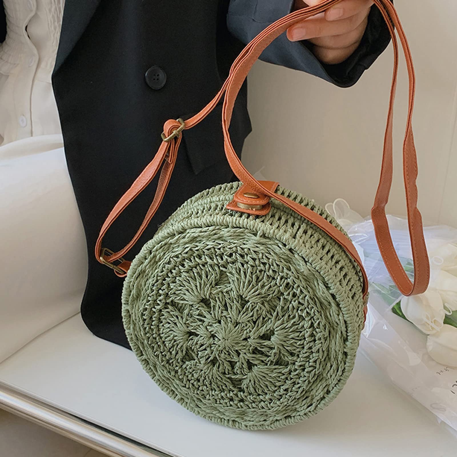 QTKJ Summer Beach bag, Handwoven Straw Bag, Round Hard Case Beach Tote Leather Shoulder Strap Designer Handbags for Women Shoulder Messenger Bag (Green)