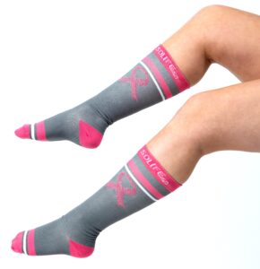 graduated compression socks (15-20 mmhg) (l/xl, pink survivor) breast cancer