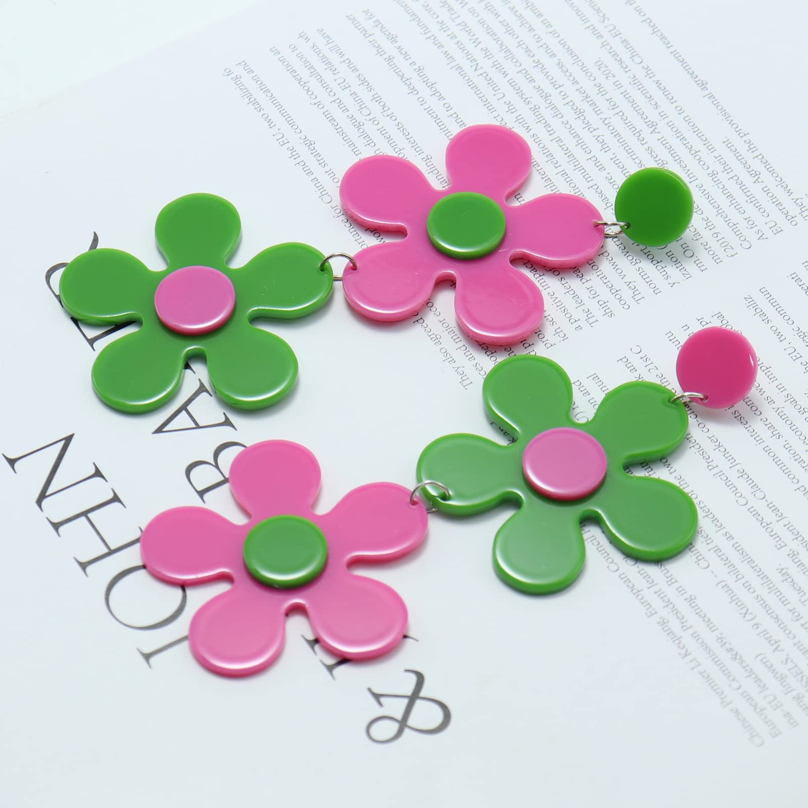 Y2K Acrylic Large Flower Drop Earrings,Big Double Flower Petals Dangle Earring Resin Daisy Flower for Women Party Accessories (Green Pink)