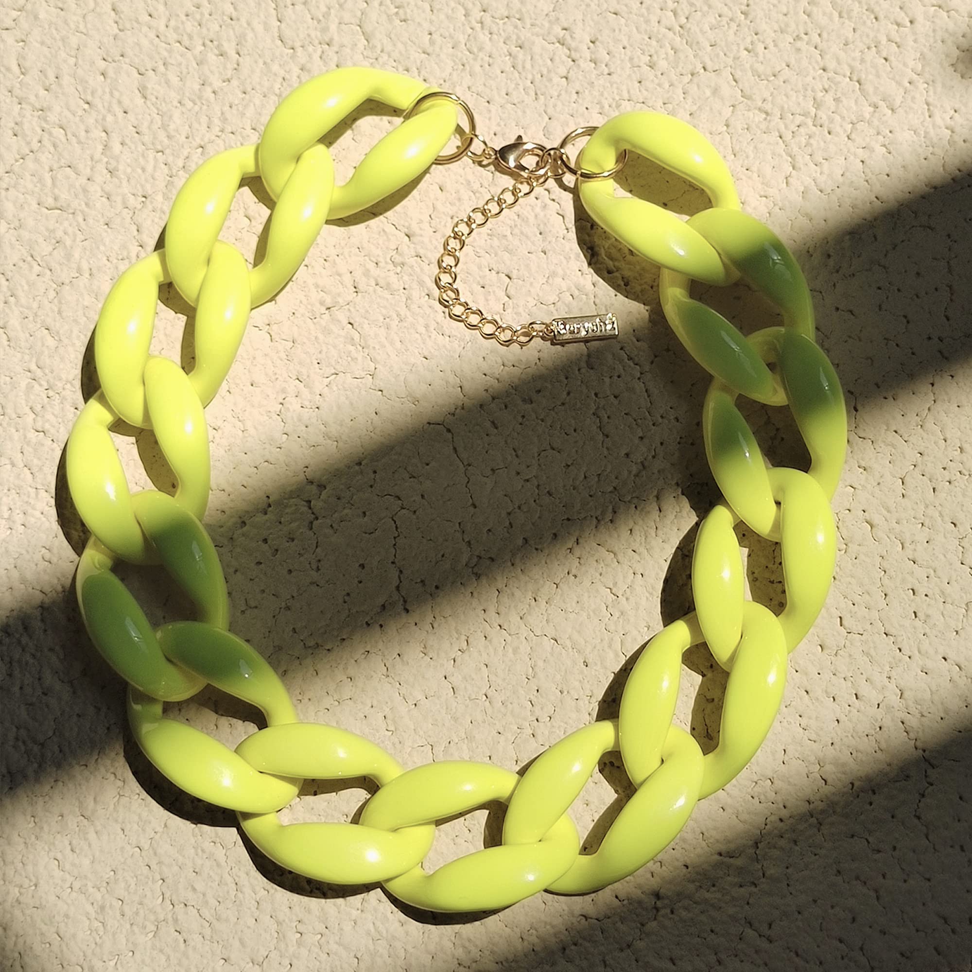 BERYOHZ Statement Chunky Choker Fashion Acrylic Cable Link Chain Necklace for Women(BN-0007-Neon Yellow)