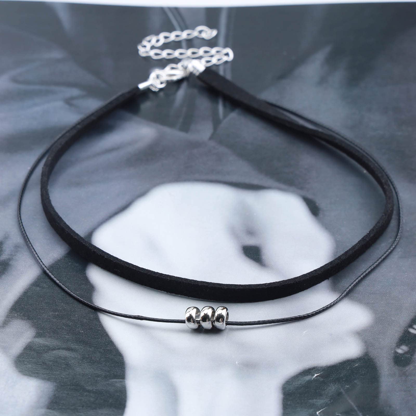 Yheakne Boho Layered Suede Choker Necklace Short Black Velvet Choker Necklace Vintage Leather Necklace Silver Bead Collar Necklace Chain Jewelry for Women and Girls