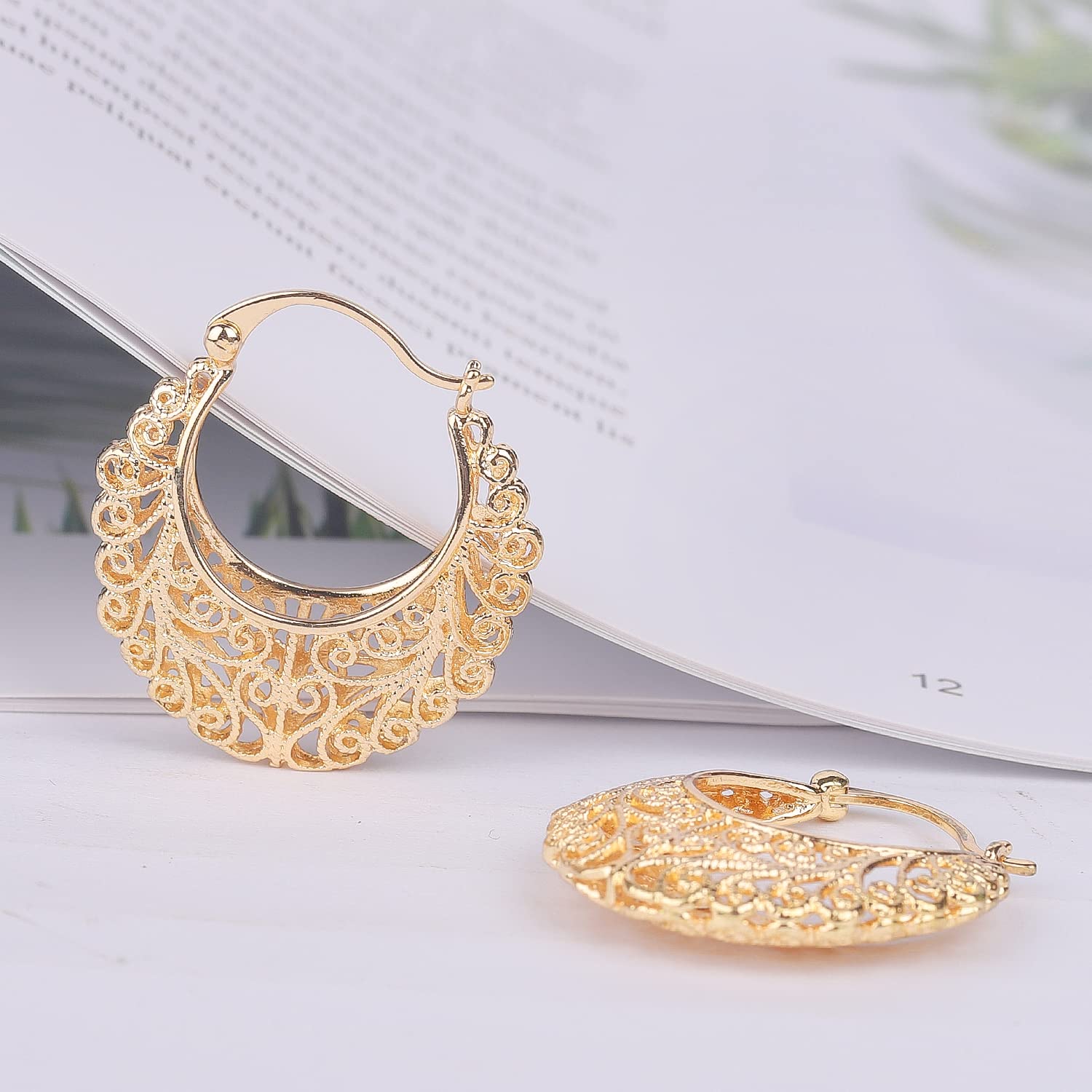 Jiulory Golden Filigree Earrings Vintage Filigree Hoop Earrings Oval Hollowed Gold Plated Dangle Earrings Click-Top Boho Yellow Fashion Earrings for Women