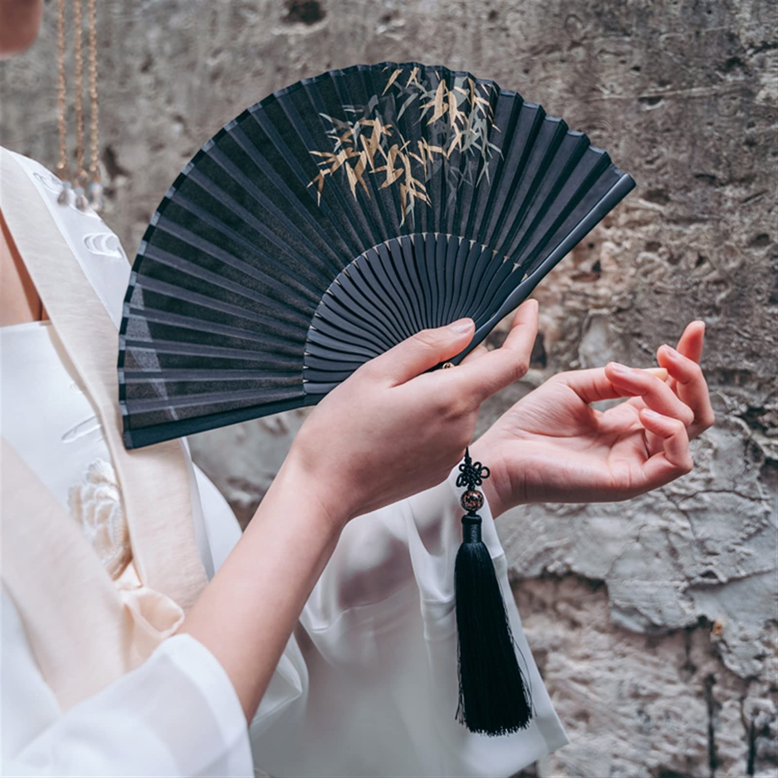 Small Black Folding Fans, Chinese Bamboo Leaf Pattern Hand Fan Folded Purse Hand Fan with Fabric Sleeve and Tassel, for Women