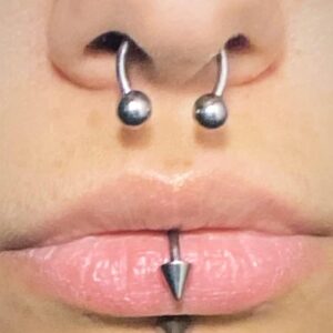 Ocptiy 6G 8G 12G 14G 16G Ear Earrings Gauges Septum Plugs Tunnels Stretching Kit Surgical Stainless Steel Horseshoe Eyebrow Lip Belly Nipple Ring Cartilage Helix Tragus Earrings Piercing Kit