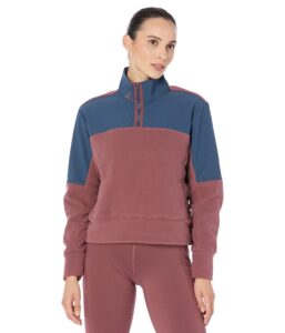 adidas women's fleece colorblock 1/4 zip golf pullover cardinal s