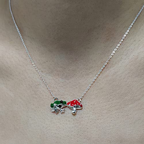 QYYGYLLR Women's Green Frog Red Mushroom Pendant Necklace, Gold/Silver Plated Cute Frog Mushroom Aesthetics Jewelry for Birthday/Christmas Gifts,Chain Length 16inch with extension chain 2inch.