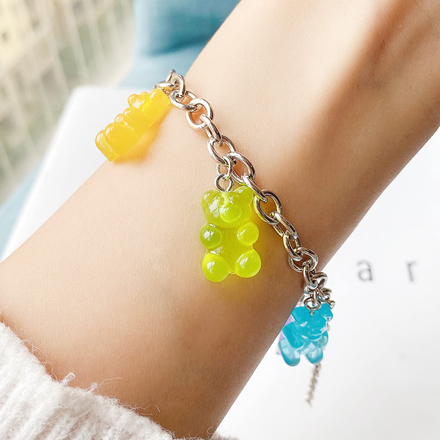 Essencedelight Bear Bracelets Adjustable Chain Bracelets Candy Color Resin Gummy Bear Charm Bracelet Adorable Gift for Women