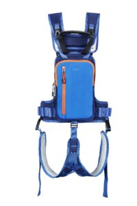 skiguard ski harness trainer for kids: teach your child the speed control of skiing and snowboarding - shock absorbing leashes - mini backpack - adjustable seat harness - perfect for beginners