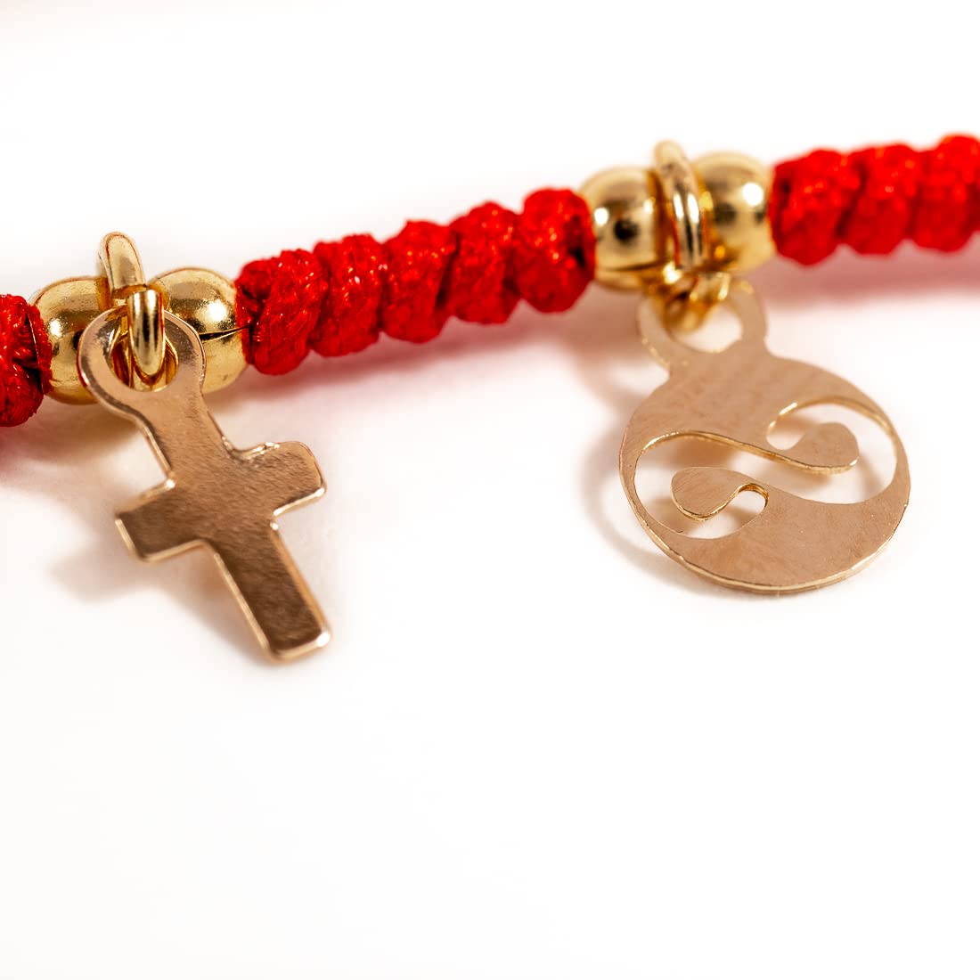 Alea Collection Powerful Amulets Good Luck Red String Handmade Saint Benedict Benedict Blessing Bracelet For Her