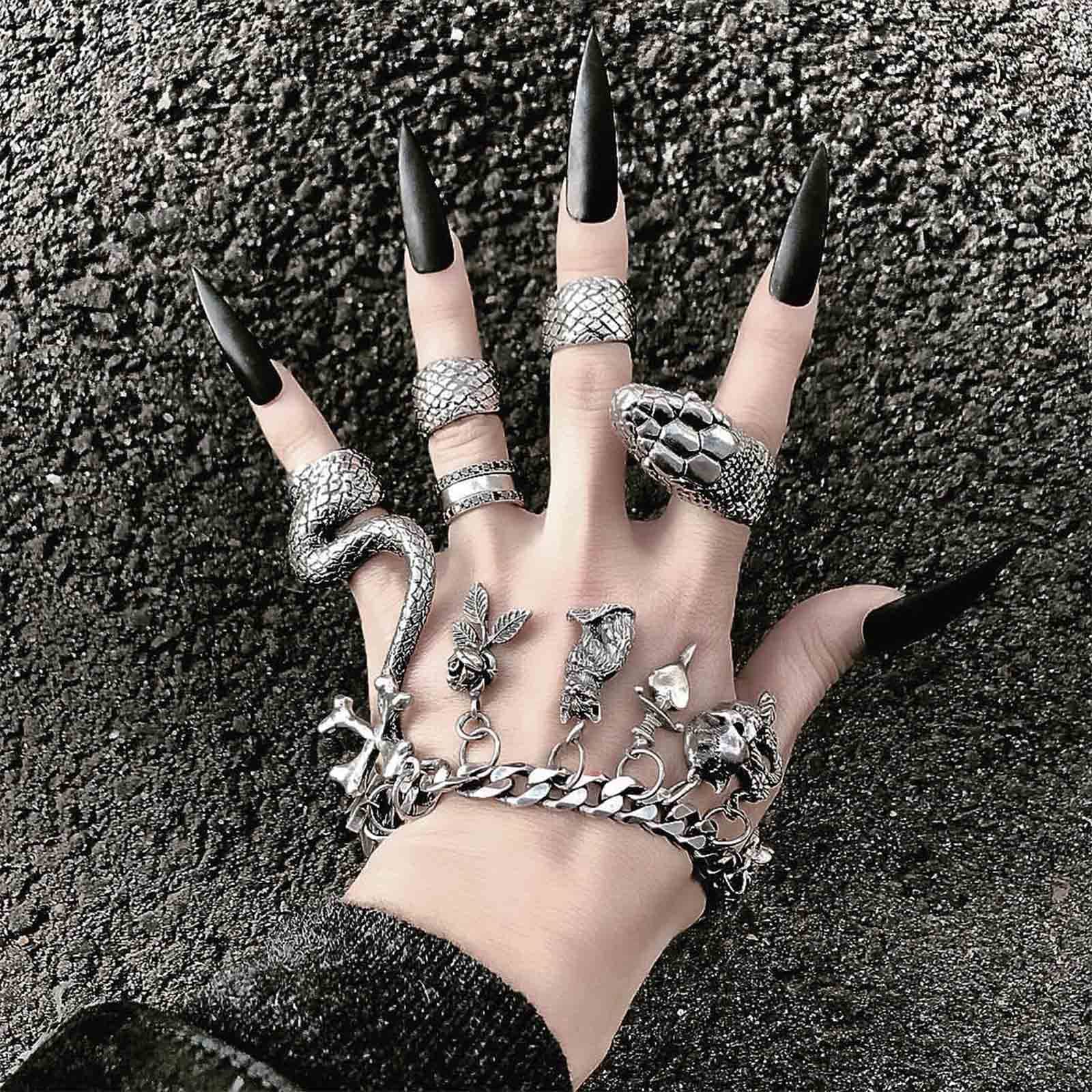 Sttiafay Punk Snake Rings Set for Women Men Stackable Knuckle Matching Rings Silver Serpent Index Finger Rings Halloween Cosplay Accessories