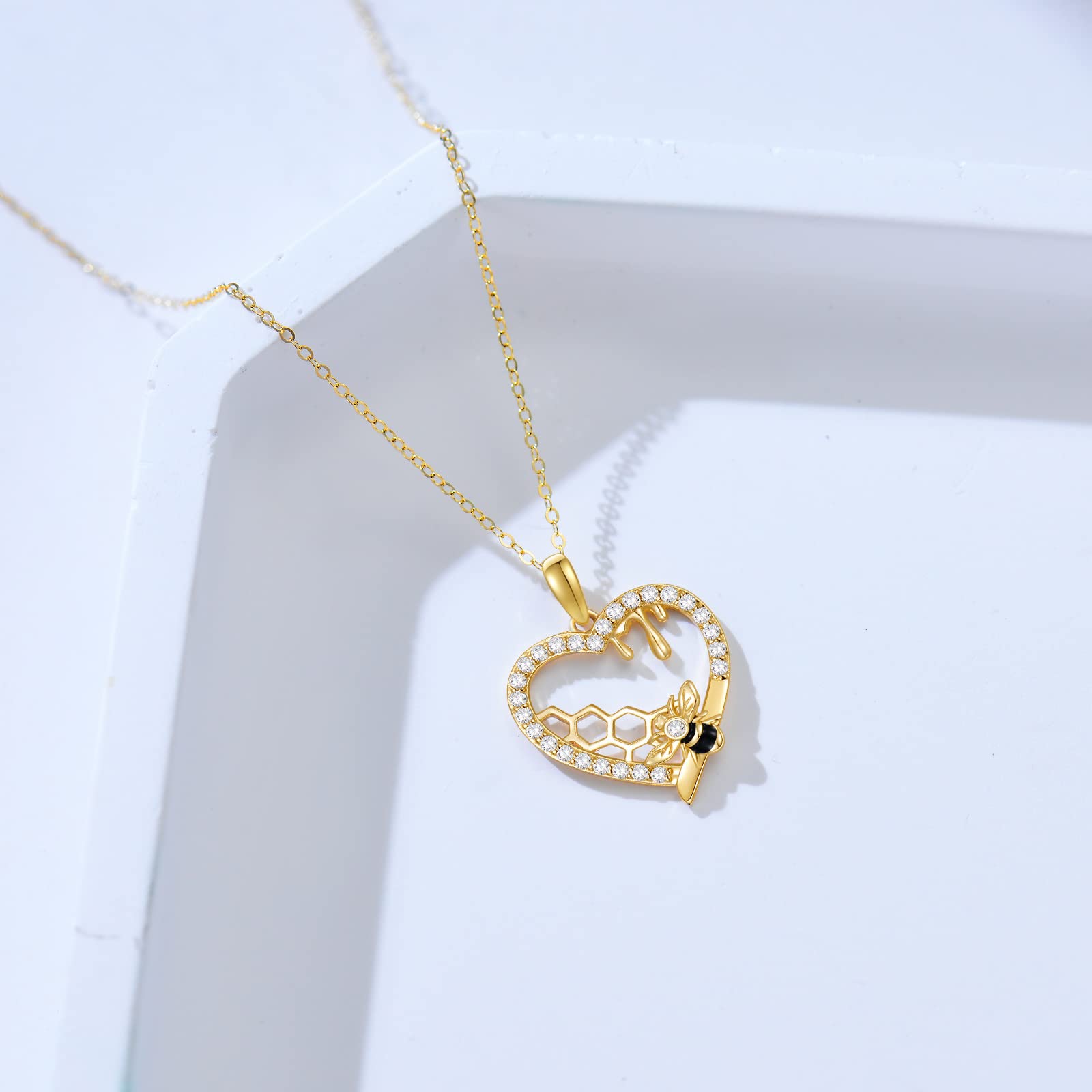 KECHO Gold Bee Necklace Gifts for Mom Women 14k Yellow Gold Honeycomb Honey Bee Pendant Necklaces Love Heart Jewelry Gifts for Women Her Wife