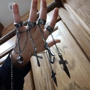 SONGCHANGJEWELRY Hunter×Hunter - HXH Kurapika Rings Bracelet - Anime Cosplay Five Finger Rings Bracelet - Collection Jewelry Halloween Cosplay Gifts Men Women (Kurapika Bracelet Black)