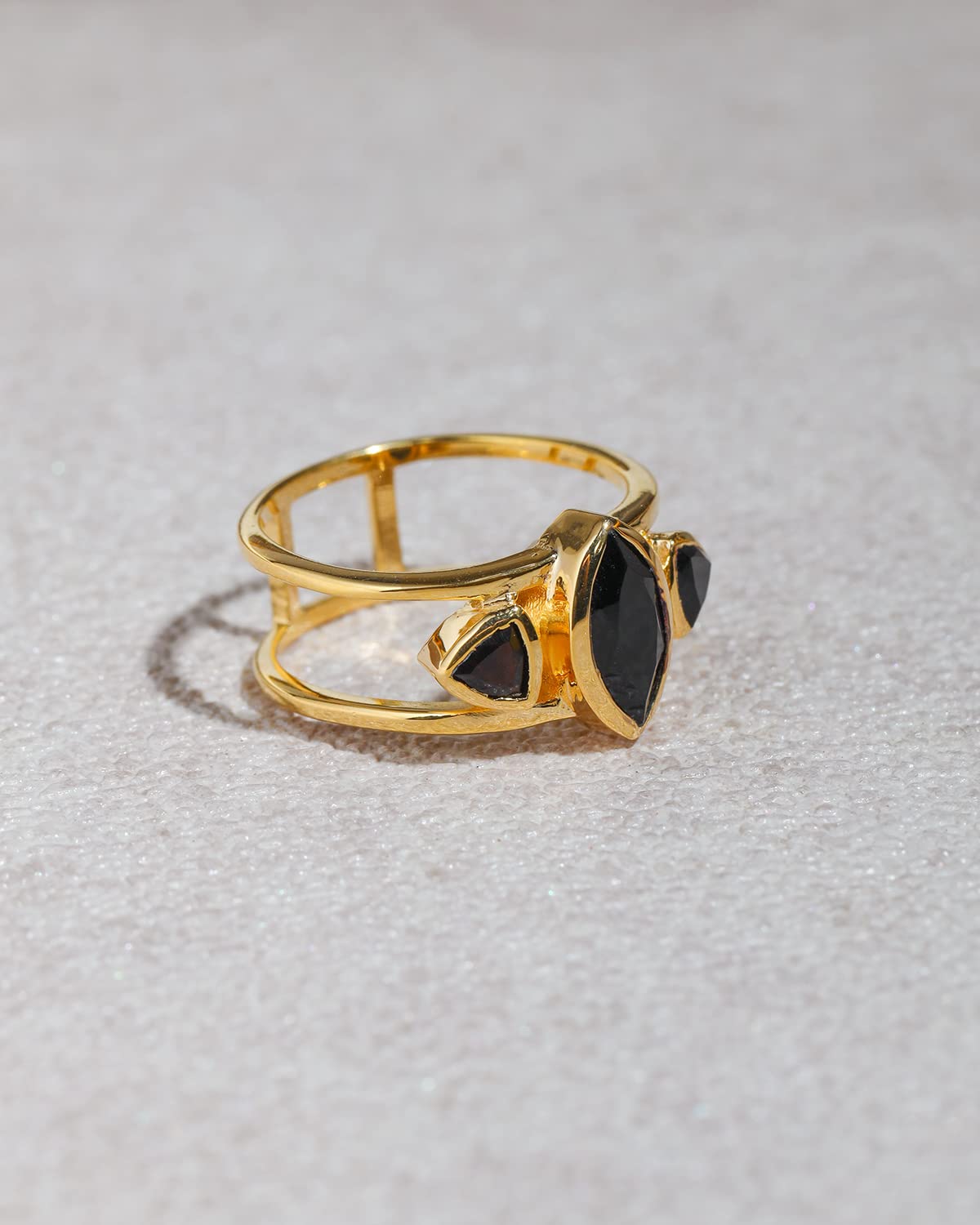 YoTreasure Black Onyx Solid 14K Gold Plated Over 925 Silver 3 Stone Ring (10)