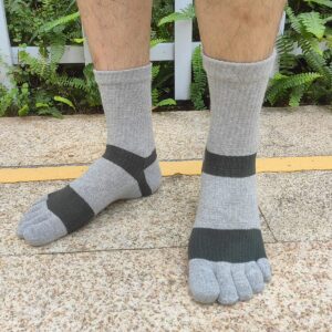 HABITER Mens Crew Toe Socks Cotton Five Finger Sock Running Athletic 5 Toe Shoes Socks 4 Pairs(D3)