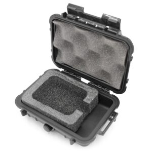 casematix travel case compatible with gps garmin inreach messenger satellite communicator and accessories in a rugged, waterproof shell, includes case only with custom foam