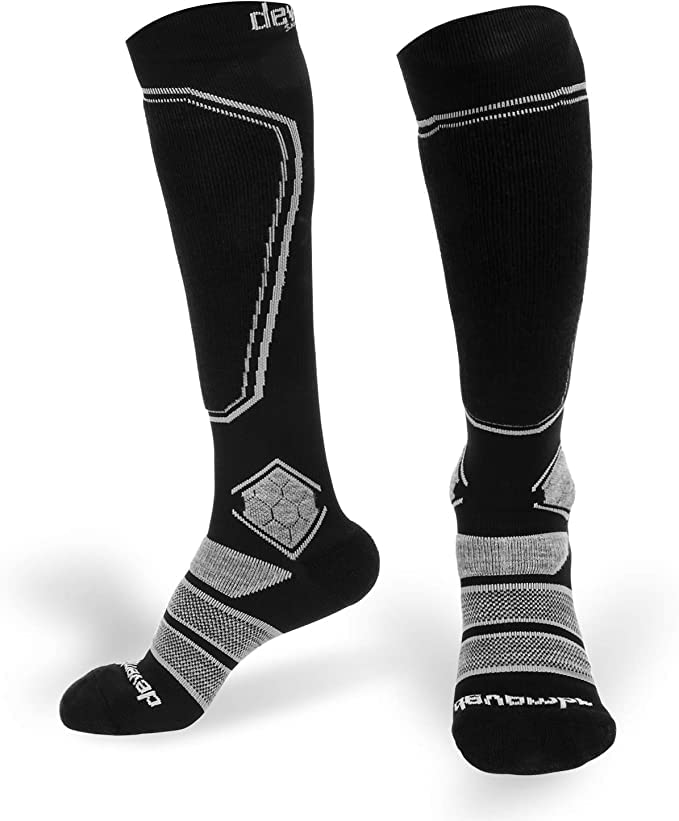 devembr Merino Wool Ski Socks for Men and Women, High Performance Snowboard socks - Size M, Black