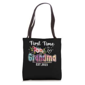 first time grandma est. 2023 promoted to new grandma tote bag