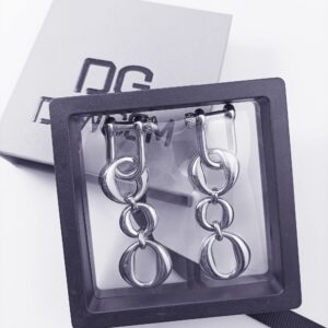 DEWGEM Hoops Dangling Plugs Link Dangle Ear Gauges for Ear Tunnels Stainless Steel Dangling Plugs and Tunnels Ear Stretching Kits Dangle Gauges Ear Plugs for Women Size 6G(Silver & Links)