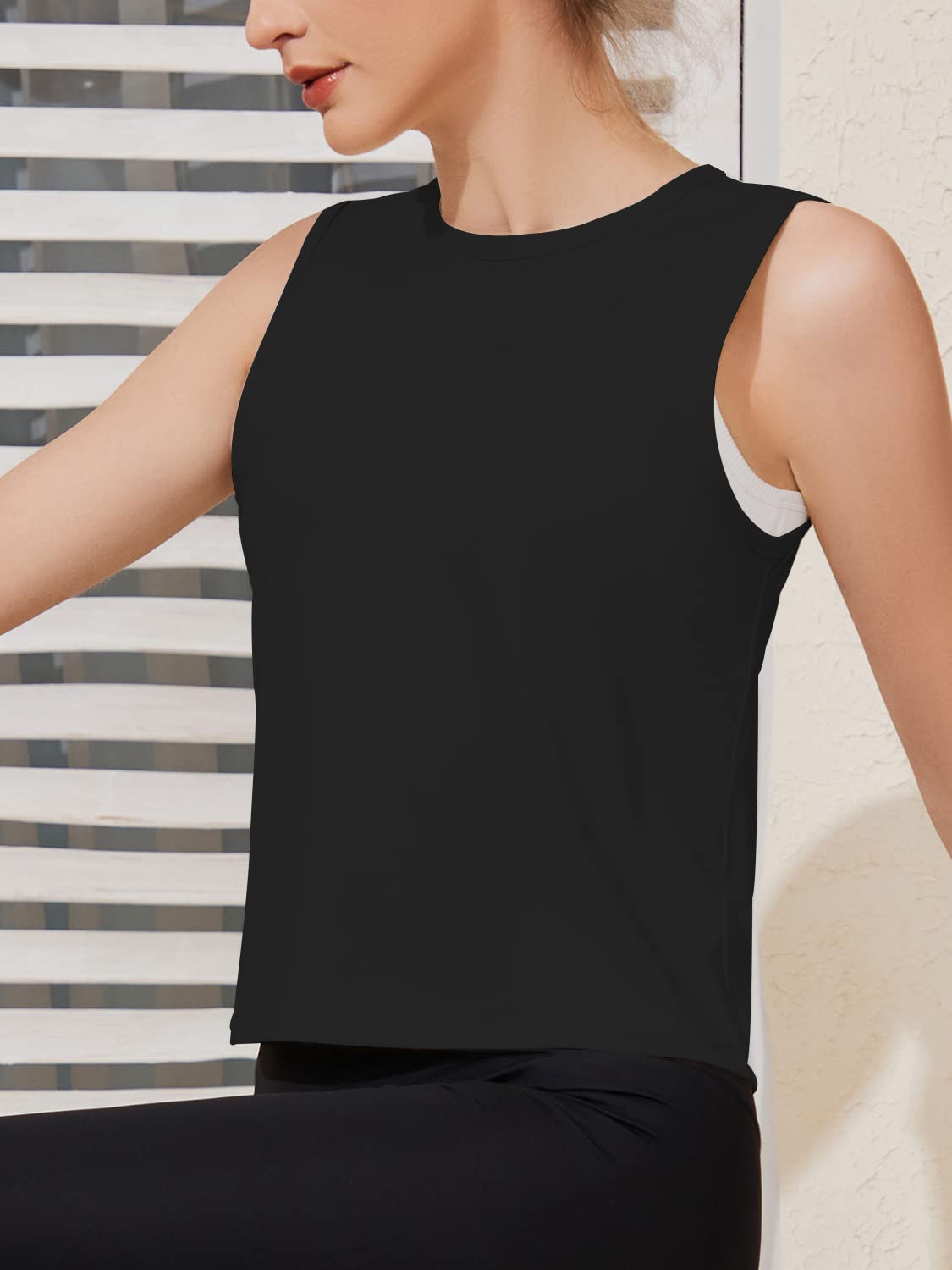 FelFory Workout Tops for Women Sleeveless Tops for Women Tank Tops for Women Loose Fit High Neck Workout Tank Tops for Women Athletic Tank Tops Workout Tanks Womens Muscle Tank Black White Gray Small