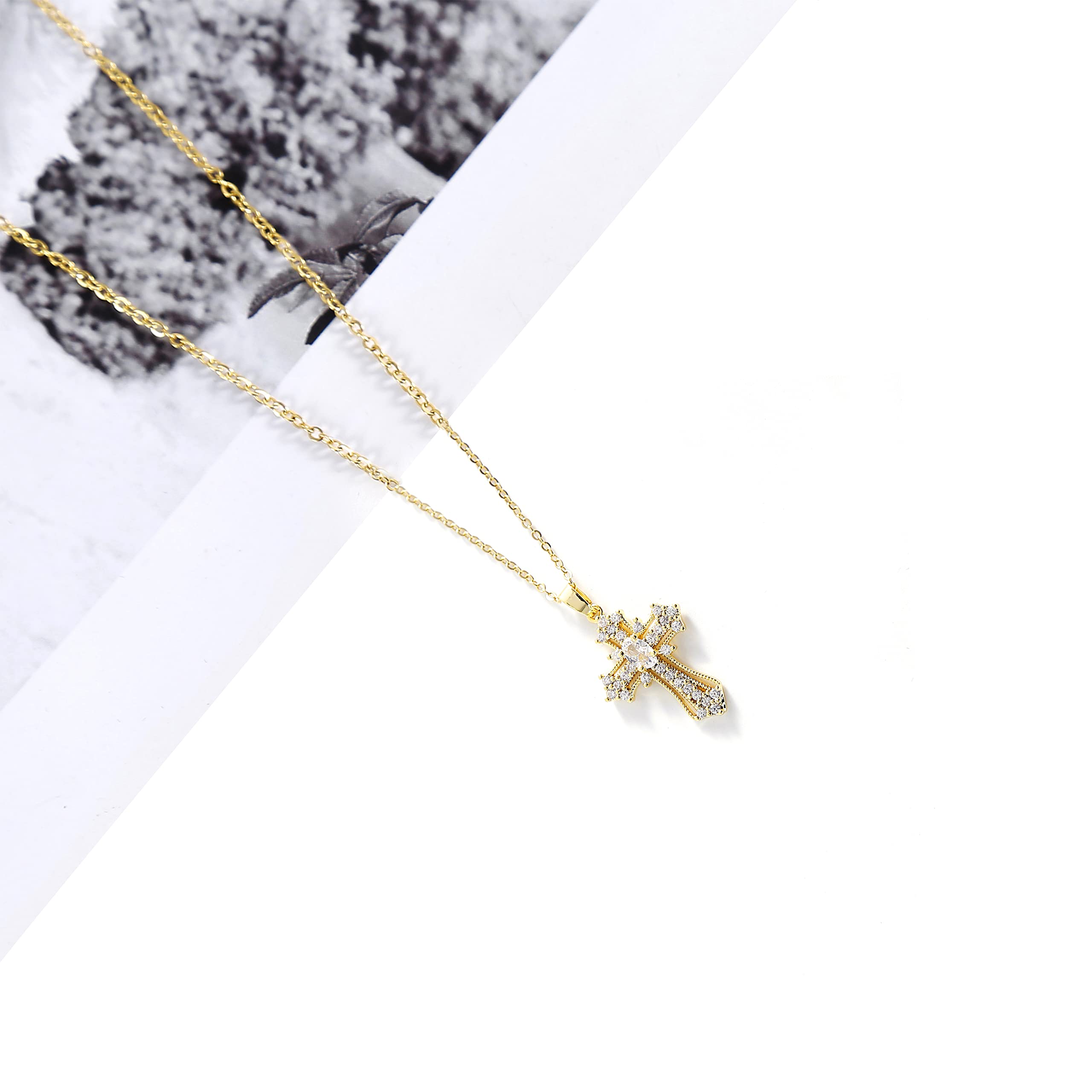 LLIYSOUN Gold Cross Necklaces for Women Jewelry Gold Cross Necklaces Gifts for Women Cross Necklace Minimalist Trendy Jewelry Valentines Day Gifts CN4