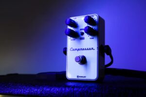 keeley compressor plus pedal glow in the dark finish version