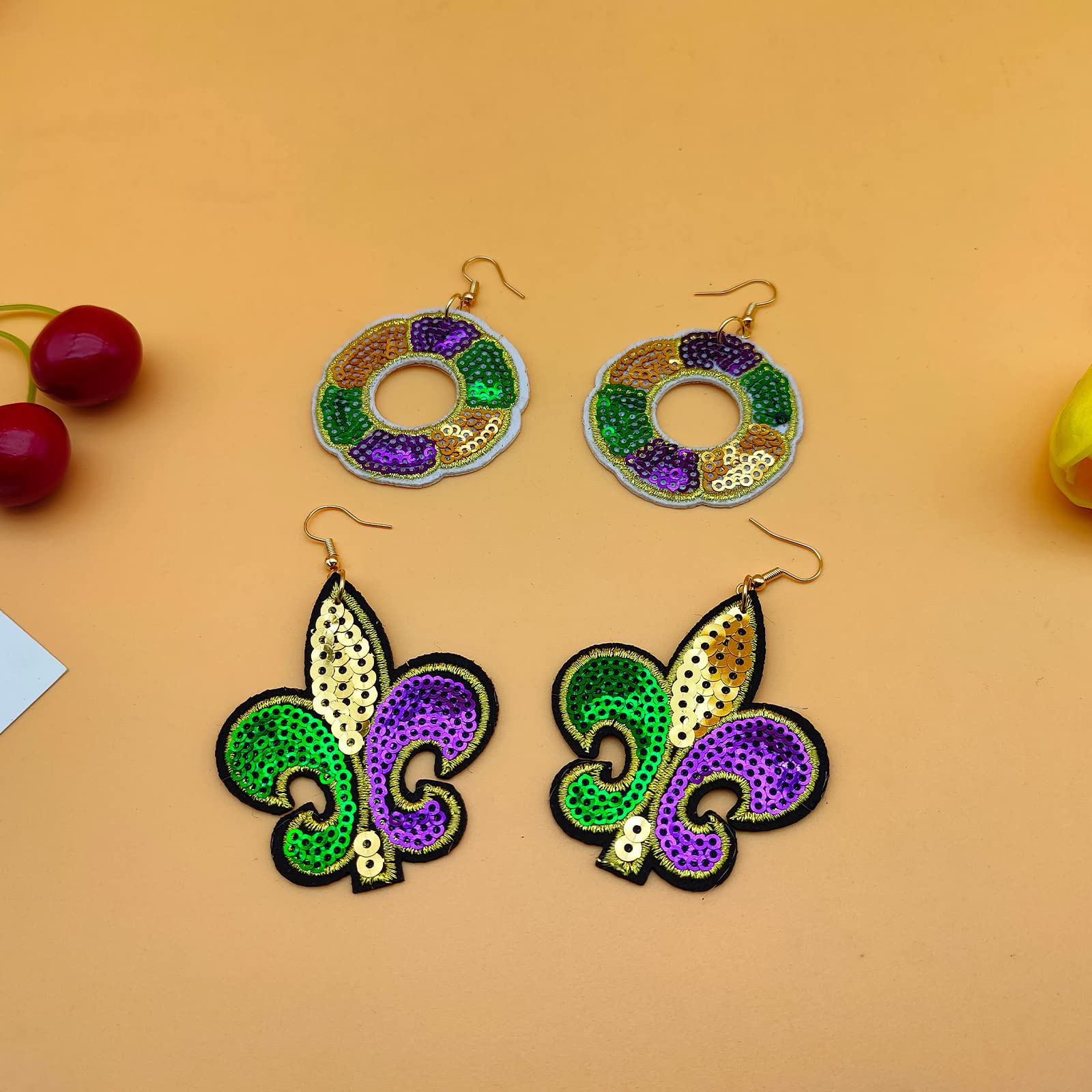 Mardi Gras Earrings for Women Mardi Gras Mask Letter Earrings Mardi Gras Theme Earrings Fleur De Lis Dangle Earrings Mardi Gras Accessories