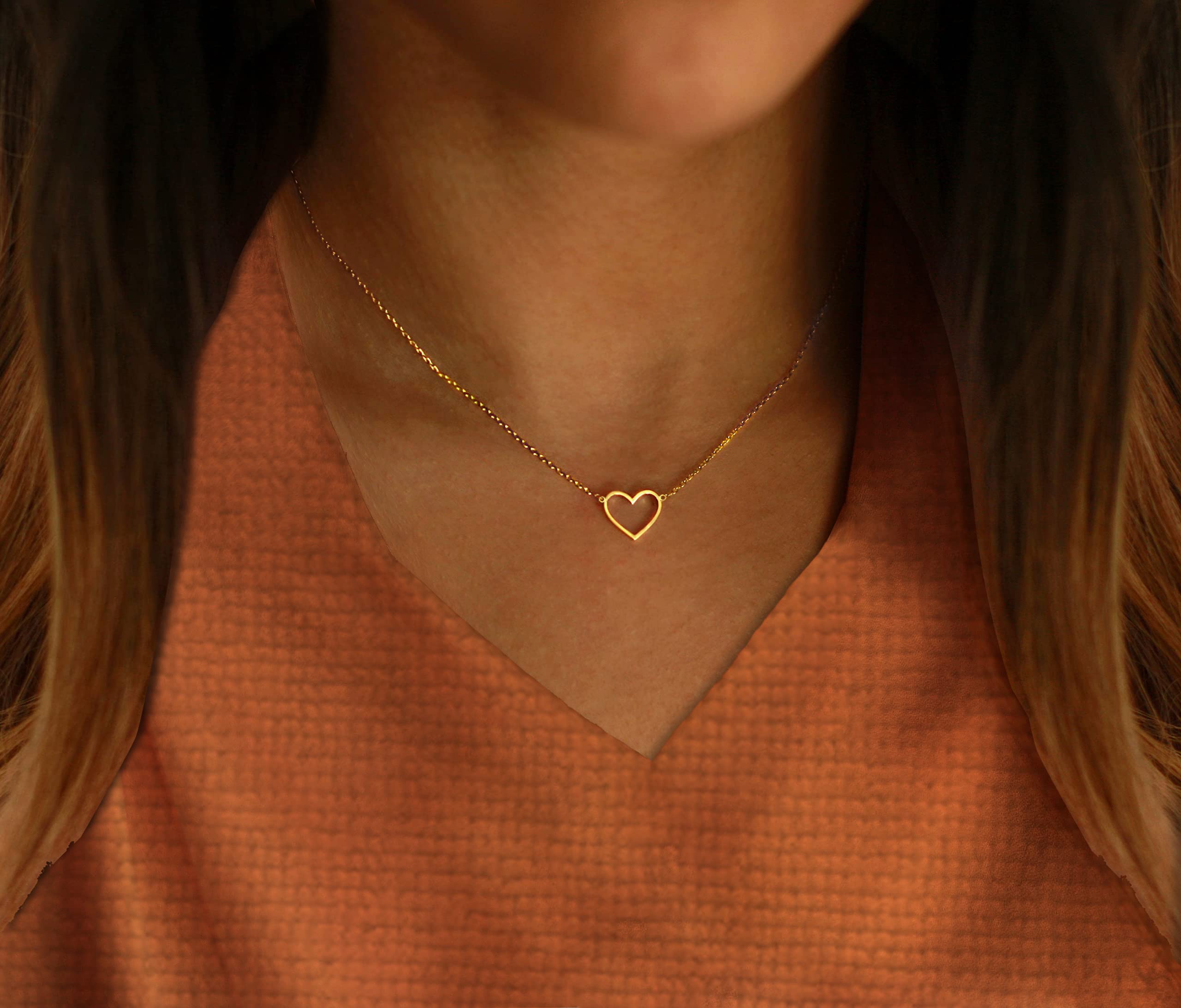 LEXODY Dainty Heart Necklace Tiny Heart Pendant Choker Necklaces Small 14k Gold Plated Cute Open Heart Chain Necklace for Women Minimalist Jewelry Necklace for Women