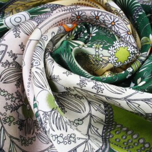 VIVIAN & VINCENT Pure Mulberry Silk Scarf for women Square Neck Scarfs 21" x 21" Lightweight Neckerchief Gift Packed St Patricks Day Shamrock