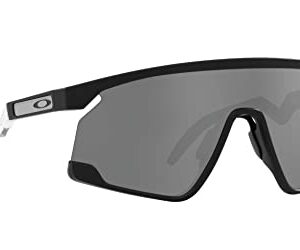 Oakley Unisex Sunglasses Matte Black Frame, Prizm Black Lenses, 39MM