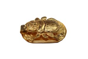 fama.store egyptian jewelry pendant scarab 18k yellow gold double side pharaonic 5.25 gr handmade in egypt