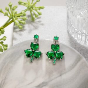 Famdecor Shamrock Earrings Studs St Patricks Day Earrings for Women Rhinestone Green Heart Leaf Earring for Women St Patricks Day Decor