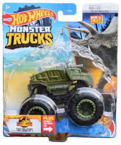 hot wheels monster trucks triceratops - plus connect and crash car 51/75