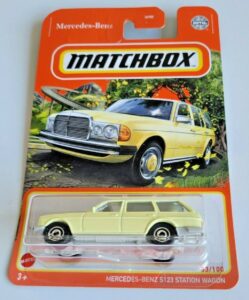 matchbox mercede-benz s123 station wagon 53/100 (pastel yellow)