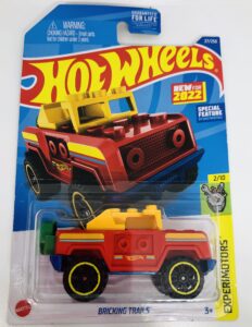 hot wheels 2022 - bricking trails - experimotors 2/10 - red - bronco style - ships bubble wrapped in a box