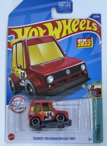 hot wheels 2022 - tooned volkswagen golf mk1 - red - tooned 1/5