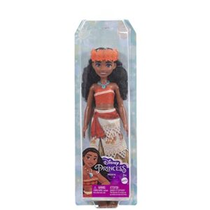 Mattel Disney Princess Toys, Moana Fashion Doll, Sparkling Look with Brown Hair, Brown Eyes & Hair Accessory, Inspired by the Movie