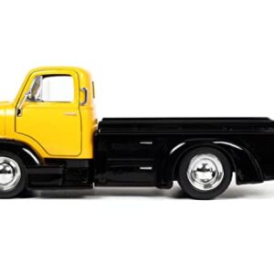 Jada Toys Just Trucks 1952 Chevy COE Flatbed Die-cast Car Yellow/Black, Toys for Kids and Adults (33848)